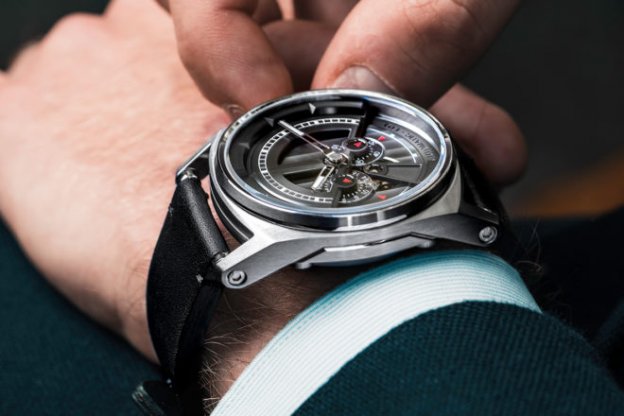Day41, the latest Code41 watch for both men and women | Luxuo